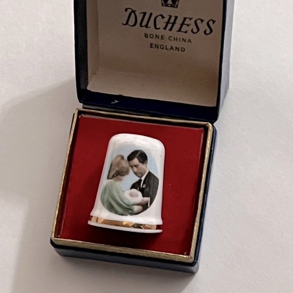 HR | Other | Prince Charles Lady Diana Thumble | Poshmark